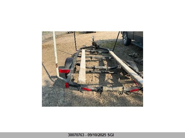 1977 OTHER EZ LOADER BOAT BUNK