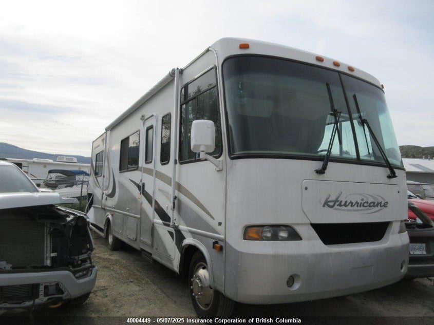 2004 OTHER FOUR WINDS MOTORHOME CSAZ240