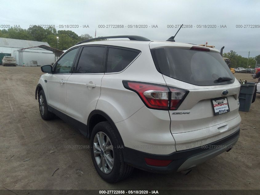 2018 Ford ESCAPE | VIN: 1FMCU9GD9JUB05379 | America Motors