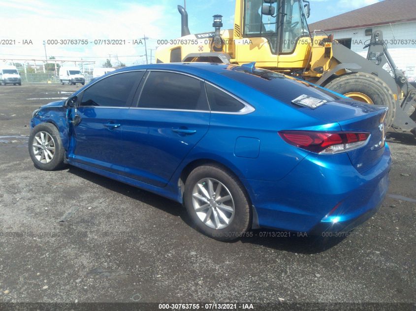 2018 Hyundai SONATA | VIN: 5NPE24AF5JH650442 | America Motors
