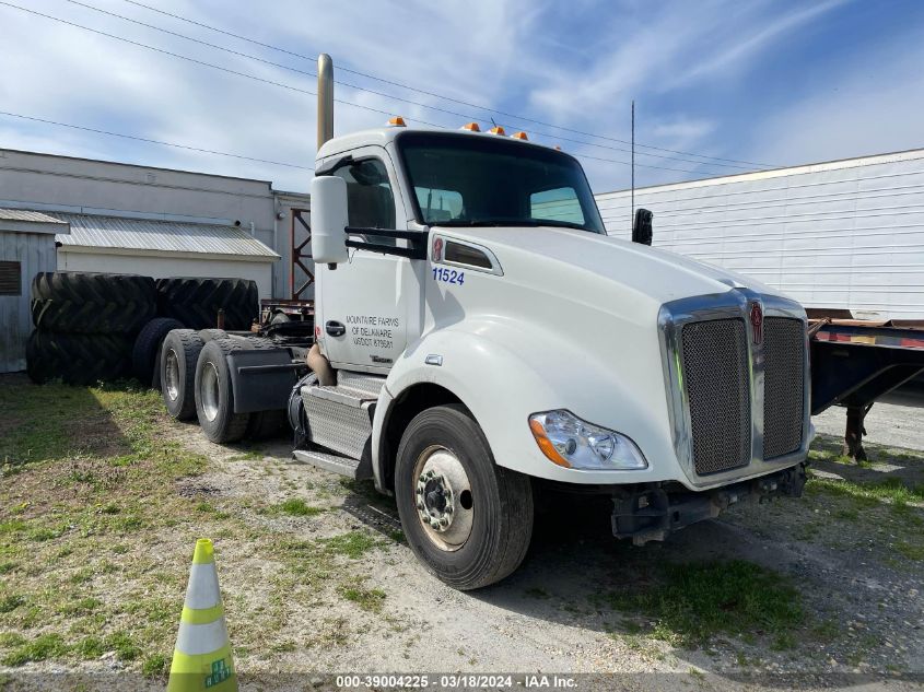 VIN: 1XKYDP9X8FJ424226 | KENWORTH CONSTRUCTION 2015 car history - Stat.vin