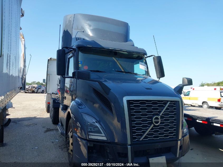 4V4NC9UG3NN317679 Volvo Vnl 2022 Купить из США