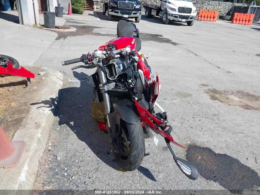 2023 DUCATI PANIGALE 955 CC , VIN: ZDMHAATW4PB012774