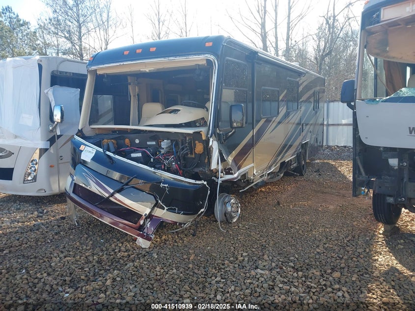 2011 FORD FORD F53