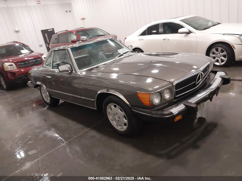 1982 MERCEDES-BENZ W114 CABRIO | WDBBA45A1CB018397