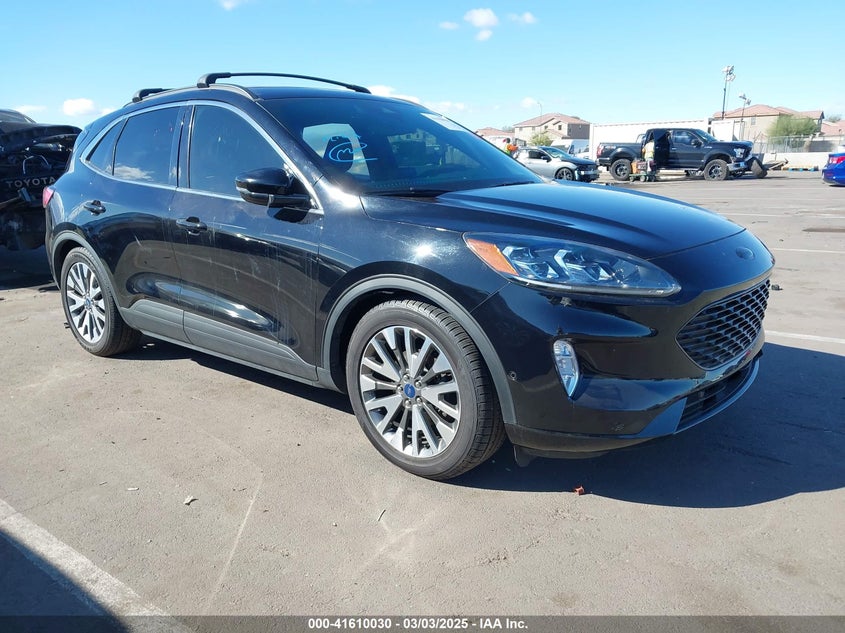 2020 FORD ESCAPE | TITANIUM