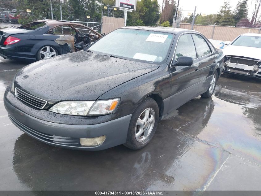 1998 LEXUS ES | SEDAN