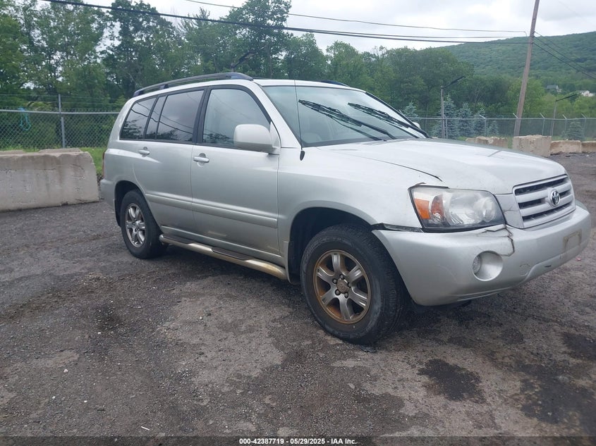 2004 TOYOTA HIGHLANDER | V6
