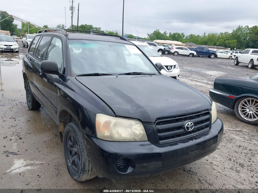2004 TOYOTA HIGHLANDER