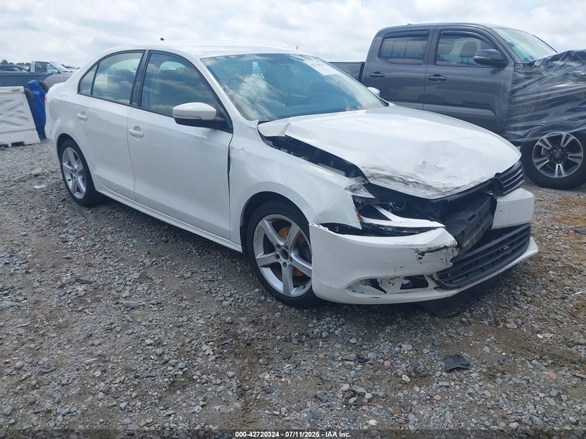 2012 VOLKSWAGEN JETTA | SEDAN