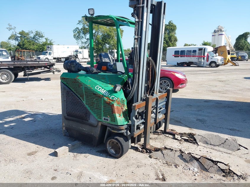 VIN: 00000000000031670 | COMBILIFT FORKLIFT 2017 free car history ...