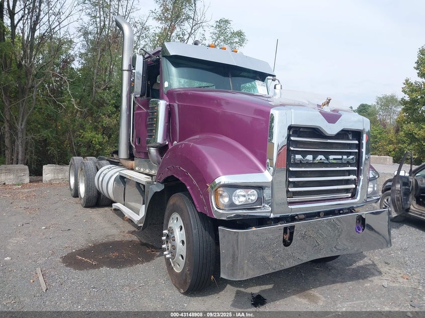2016 OTHER MACK 700 TITAN | 1M1BD02Y6GM001768