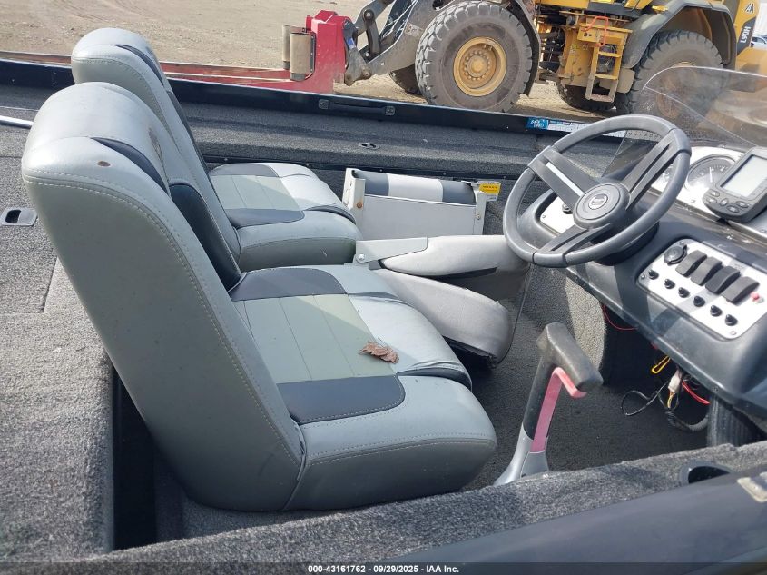 2009 OTHER TRITON JT 17