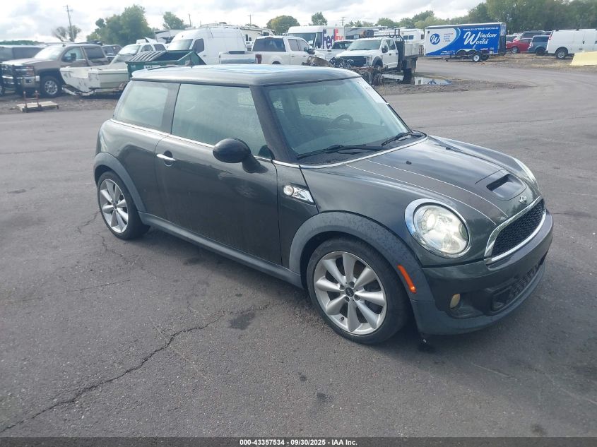 2011 MINI COOPER HATCHBACK | WMWSV3C52BTY24101