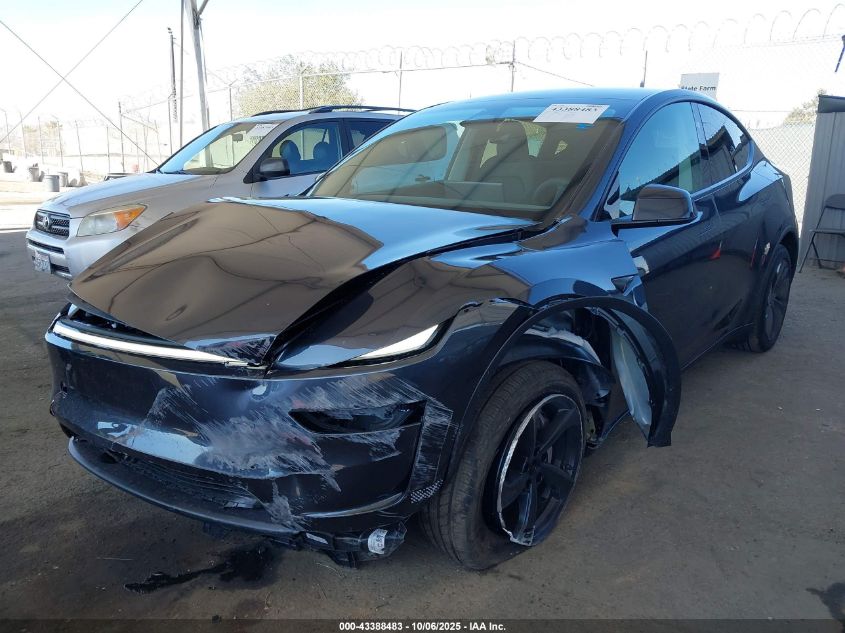 Buy Tesla Model Y 2026 7SAYGDED5TF443643 from USA Auctions