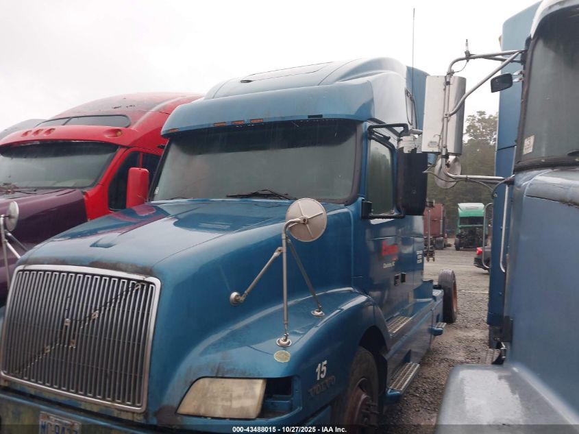 2001 VOLVO VOLVO VN VNL