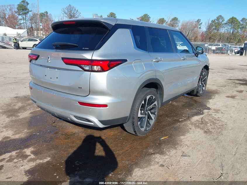 2022 Mitsubishi Outlander Black Edition S-Awc/Se 2.5 S-Awc/Se Launch