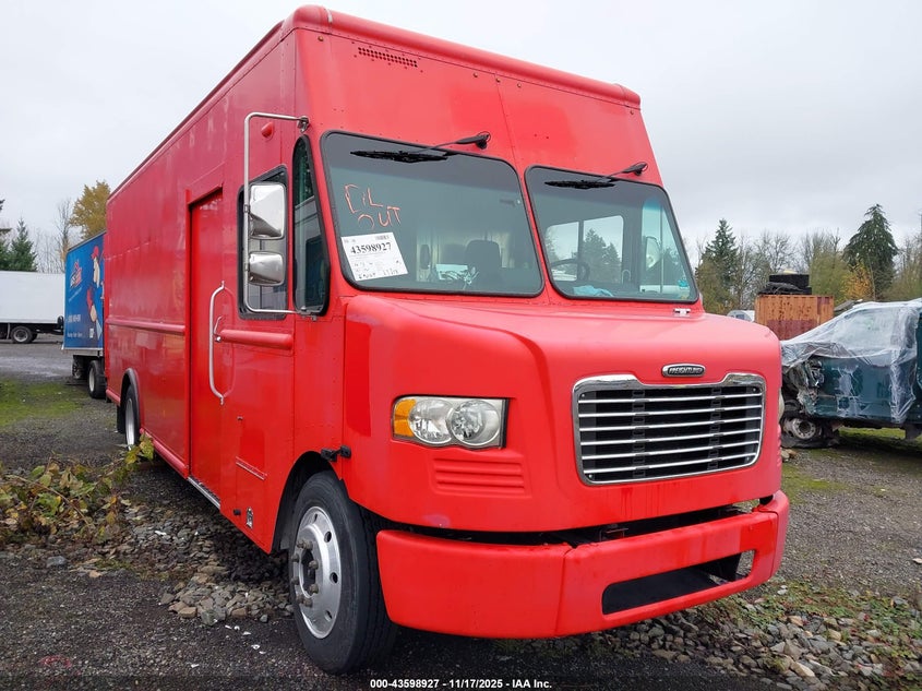 2014 OTHER FREIGHTLINER CHASSIS M LINE WALK-IN VAN | VAN
