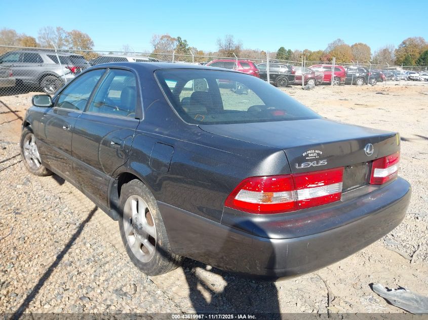 2001 LEXUS ES | SEDAN