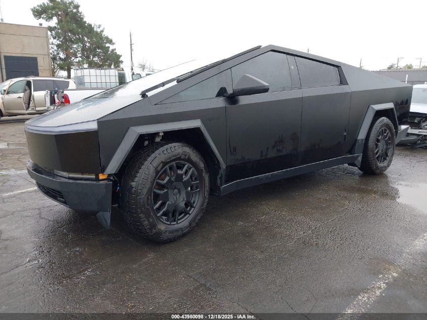 2024 TESLA CYBERTRUCK | TRUCK