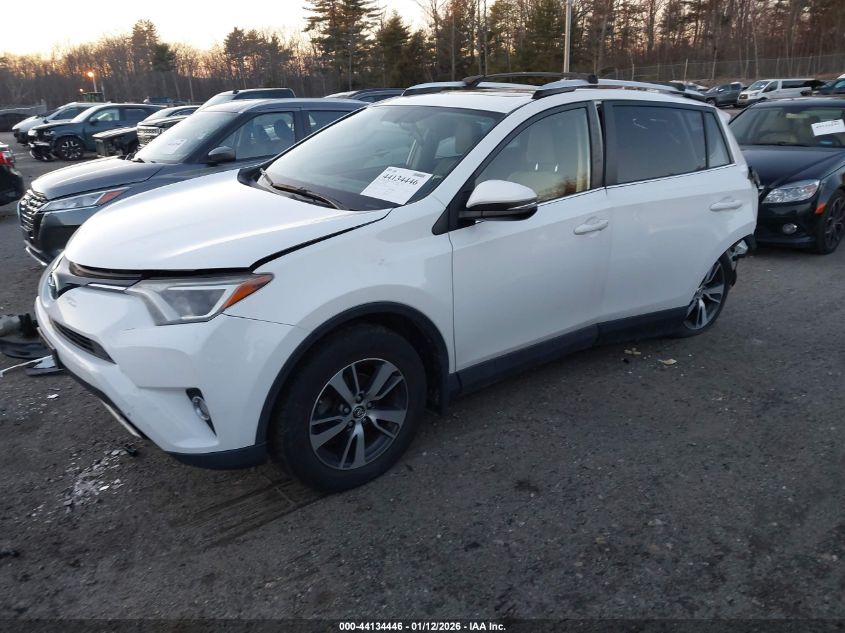 Buy Toyota Rav4 2016 JTMRFREV0GJ082041 from USA Auctions