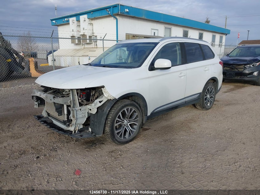 2016 MITSUBISHI OUTLANDER | SPORT UTILITY VEHICLE